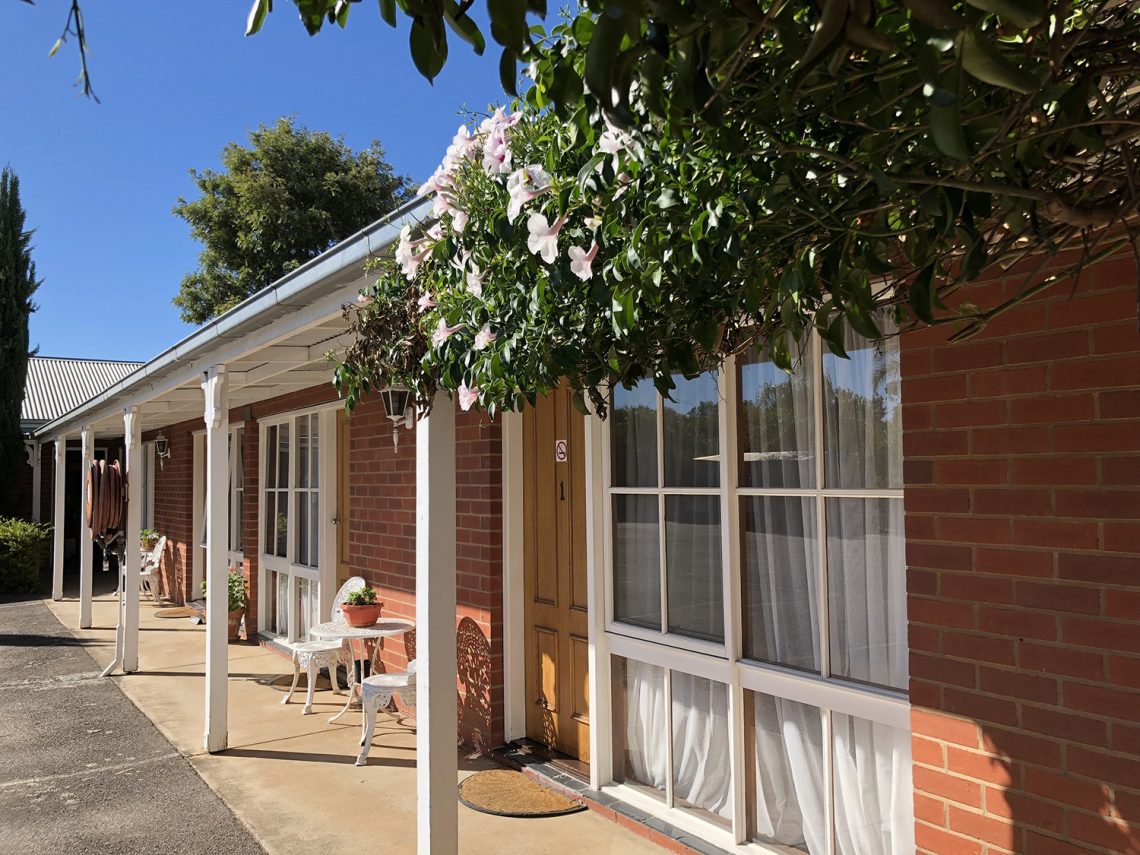 Euroa Accommodation: Jolly Swagman Motor Inn - Book Now!